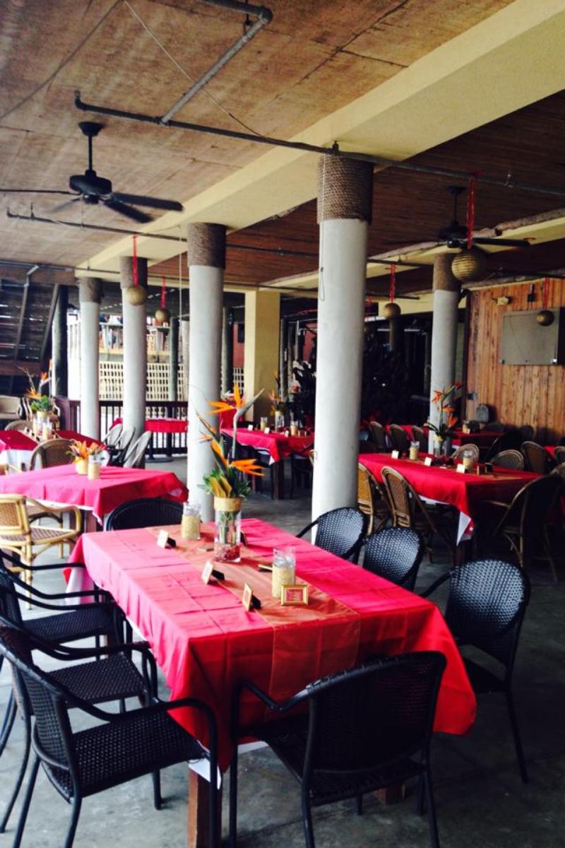 Hemingway's Island Grill Weddings | Get Prices for Wedding Venues