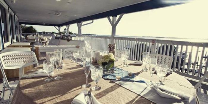 Tampa Bay Watch Weddings | Get Prices for Wedding Venues in FL