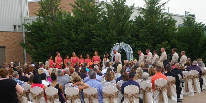 Executive Banquet and Conference Center Weddings | Get Prices for ...