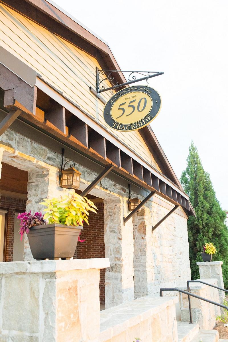 550 Trackside Weddings | Get Prices for Wedding Venues in GA
