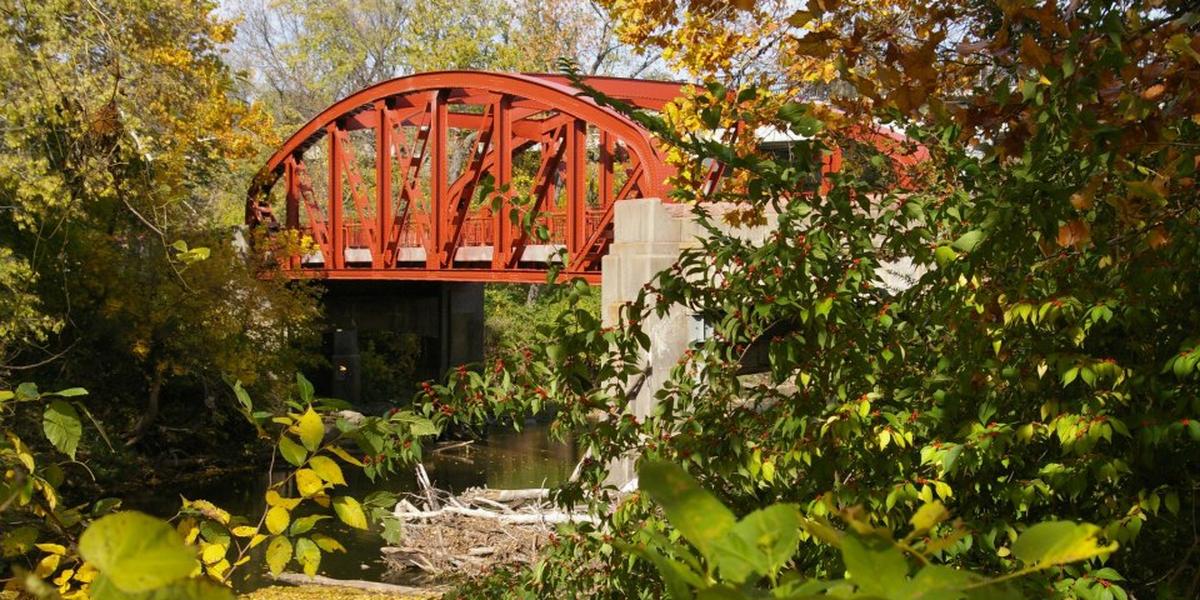 Old Red Bridge in Minor Park Weddings | Get Prices for Wedding Venues