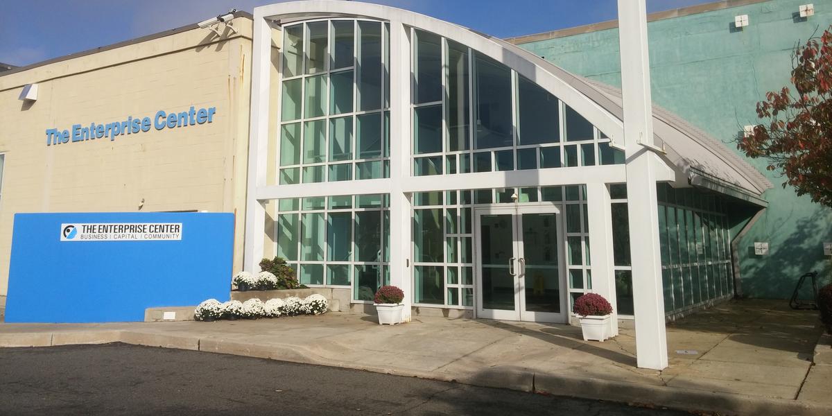The Enterprise Center Weddings | Get Prices for Wedding Venues in PA