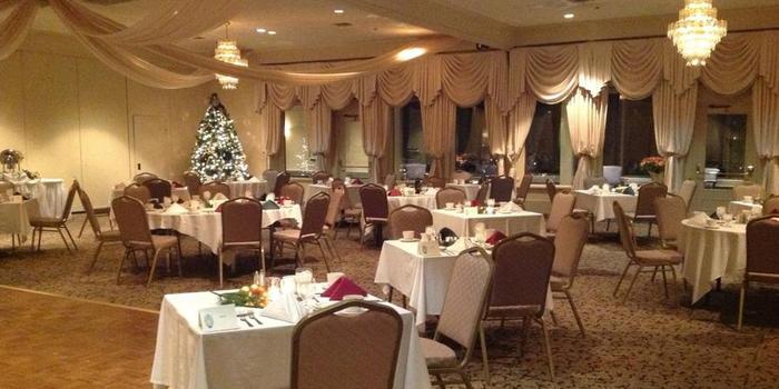 Seven Oaks Country Club Weddings | Get Prices for Wedding Venues in PA