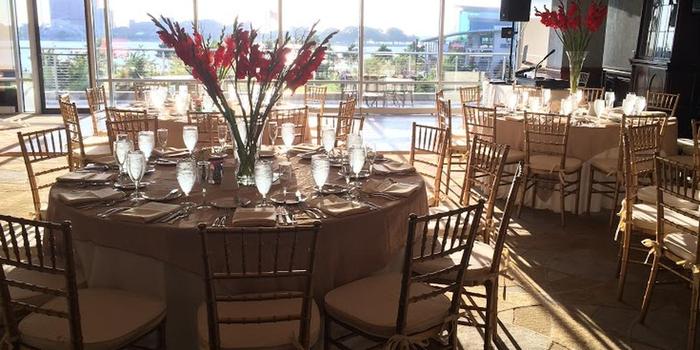 Town Point Club Weddings | Get Prices for Wedding Venues in VA