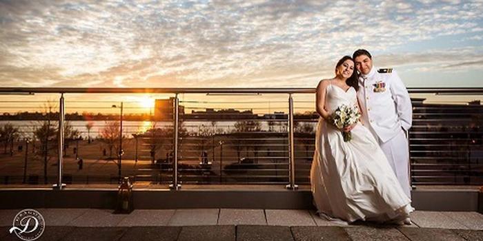 Town Point Club Weddings | Get Prices for Wedding Venues in VA