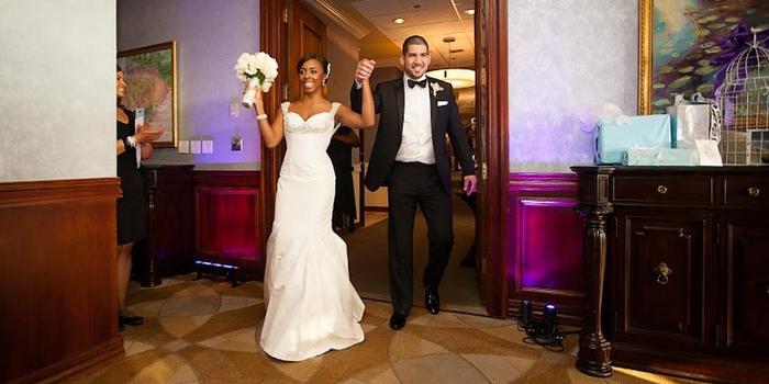 Town Point Club Weddings | Get Prices for Wedding Venues in VA