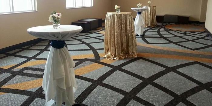 DoubleTree by Hilton West Fargo Weddings | Get Prices for Wedding ...