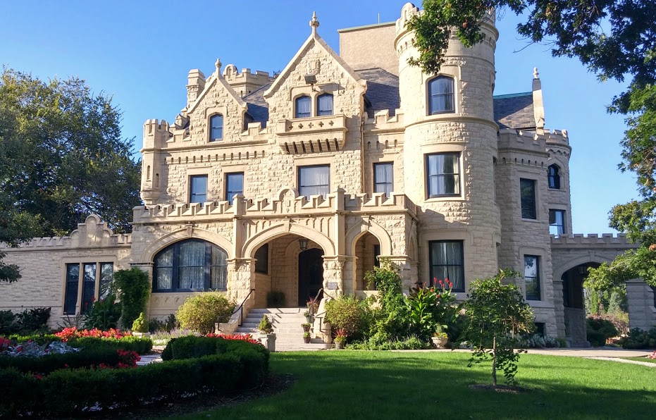Castles in illinois for weddings | Honestweddingadvice.com