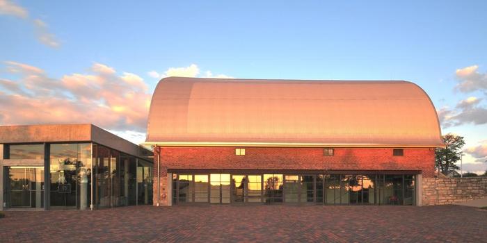 Thompson Barn Weddings | Get Prices for Wedding Venues in KS