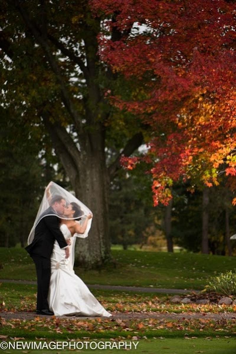 Shaker Heights Country Club Weddings | Get Prices for Wedding Venues