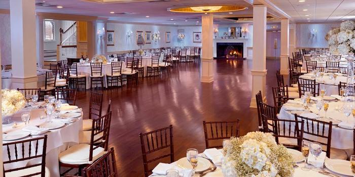Mansion at Timber Point Weddings | Get Prices for Wedding Venues in NY