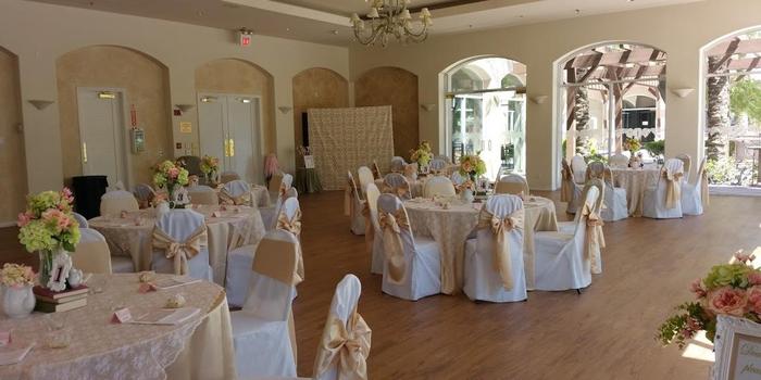 Oasis Special Events Center Weddings | Get Prices for Wedding Venues
