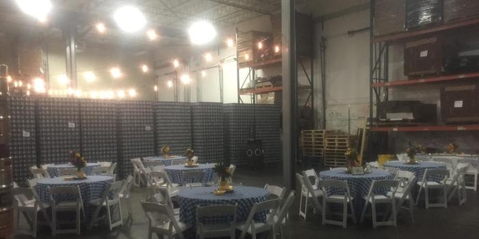 Community Beer Company Weddings | Get Prices for Wedding Venues in TX