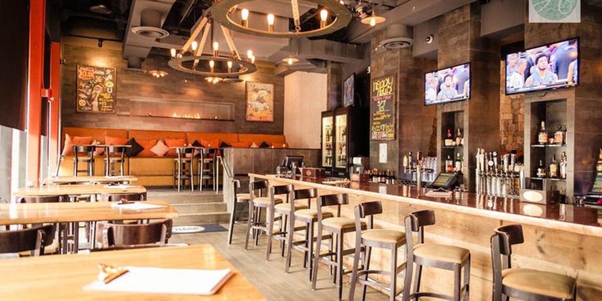 City Tap House Weddings | Get Prices for Wedding Venues in DC