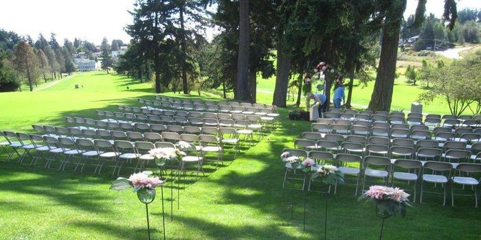 Useless Bay Golf & Country Club Weddings