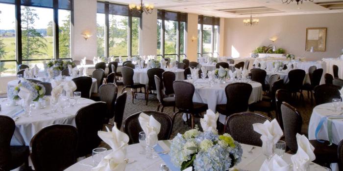Useless Bay Golf & Country Club Weddings