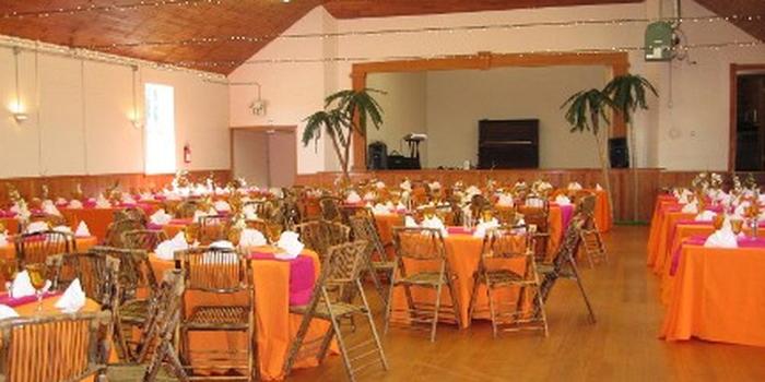 Freeland Hall Weddings | Get Prices for Wedding Venues in Freeland, WA