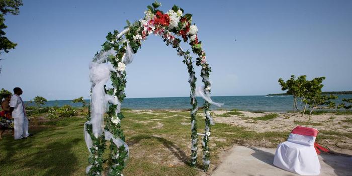 Historic Virginia Key Beach Park Weddings | Get Prices for Wedding ...