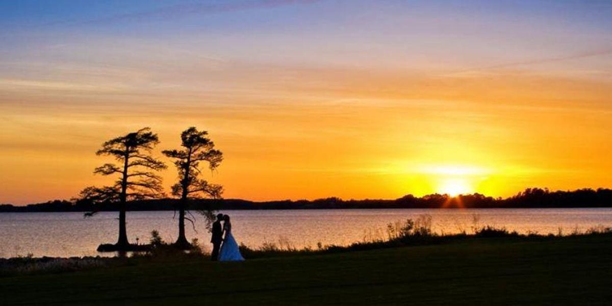 Two Rivers Country Club Weddings | Get Prices for Wedding Venues in VA