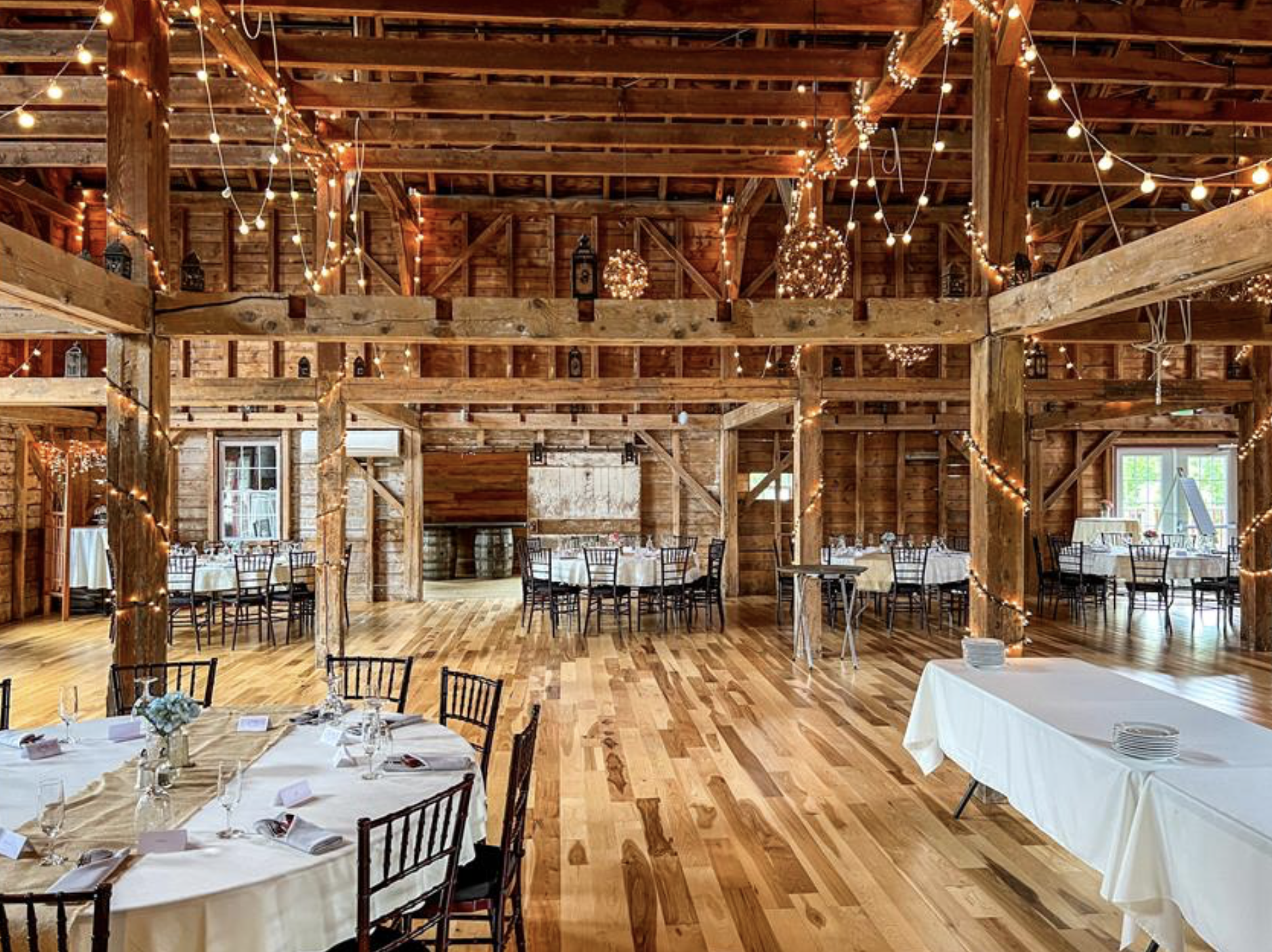 Maine wedding barn and event center | Honestweddingadvice.com