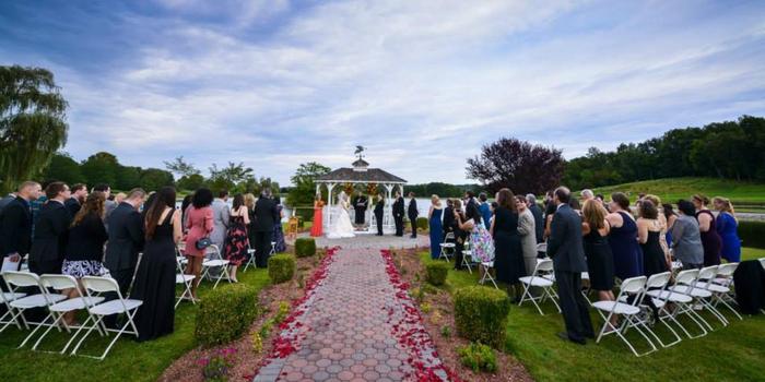 Farmstead Golf and Country Club Weddings