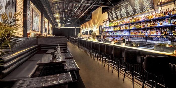 The Roosevelt Room Weddings | Get Prices for Wedding Venues in TX