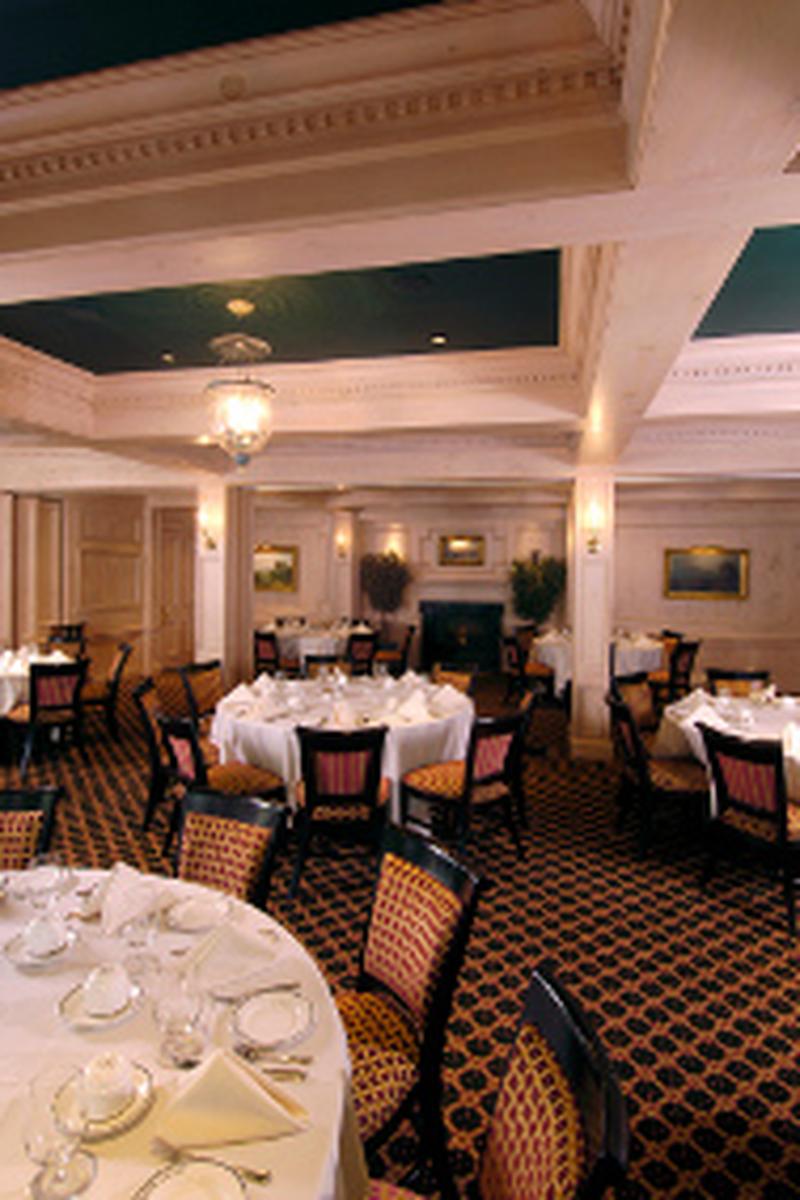 Sherwood Inn Weddings | Get Prices for Wedding Venues in NY