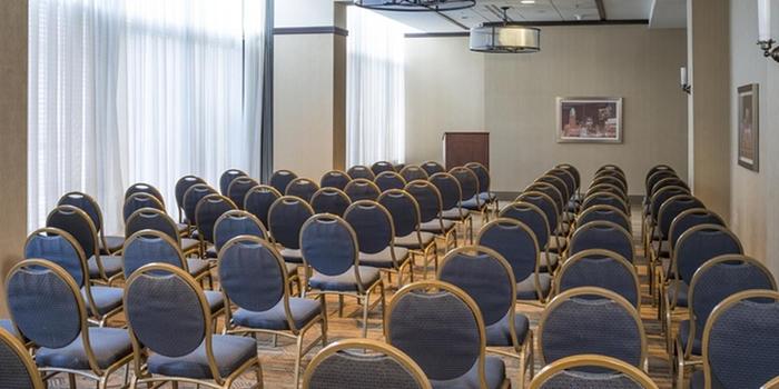 The DoubleTree Suites & Capital Club of Columbus Weddings | Get Prices ...