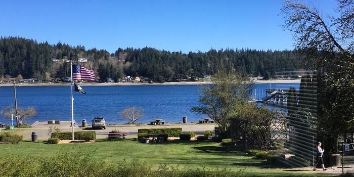 Allyn Waterfront Park Weddings | Get Prices for Wedding Venues in WA