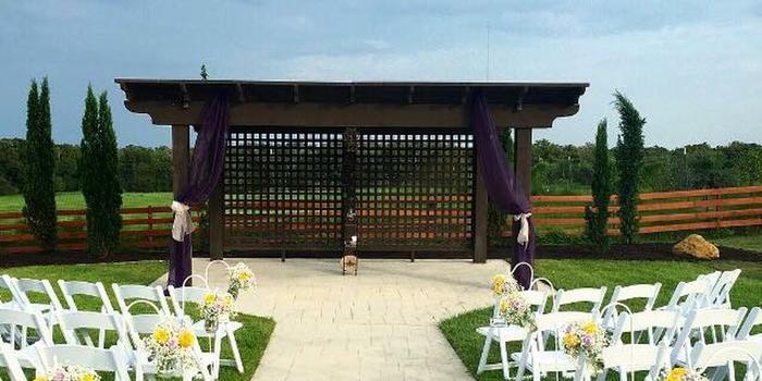 Red Rock Vineyards Weddings | Get Prices for Wedding Venues in TX
